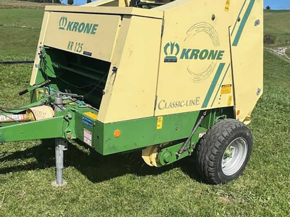 Round Baler (Krone KR125)
