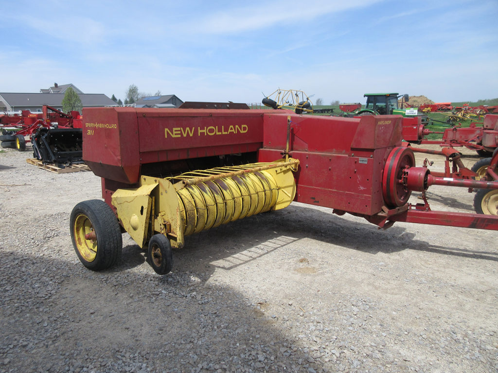Square Baler (New Holland 311)