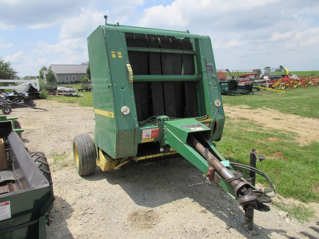 Home / Used Equipment / Hay Equipment / Round Baler (John Deere 330)