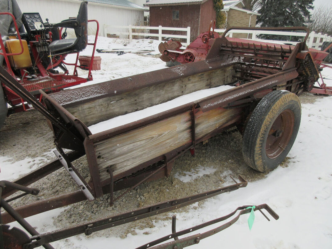 Manure Spreader (Mcormick)