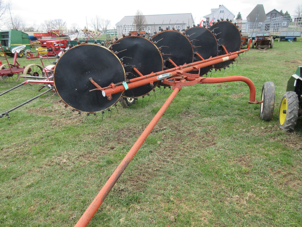 Wheel Rake (New Idea)